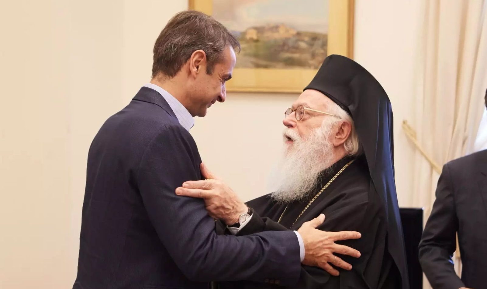 Στην εντατική παραμένει ο Αρχιεπίσκοπος Αναστάσιος – Πήγε στον ...
