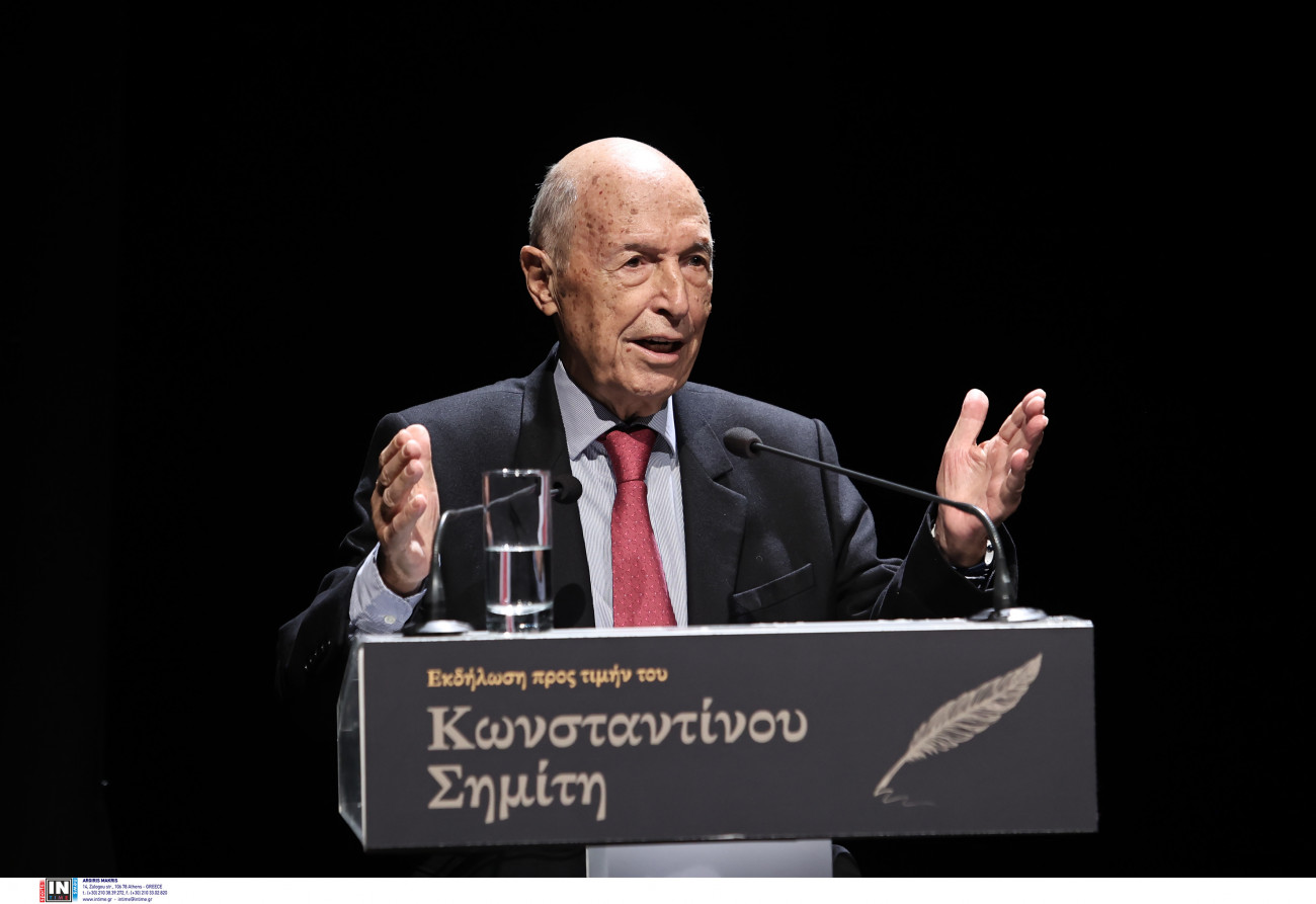 Την Πέμπτη στη Μητρόπολη η κηδεία του Κώστα Σημίτη - ΤΑ ΝΕΑ