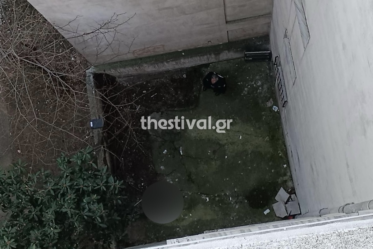 Θεσσαλονίκη: Νεκρός 25χρονος που έπεσε από τον 3ο όροφο - ΤΑ ΝΕΑ