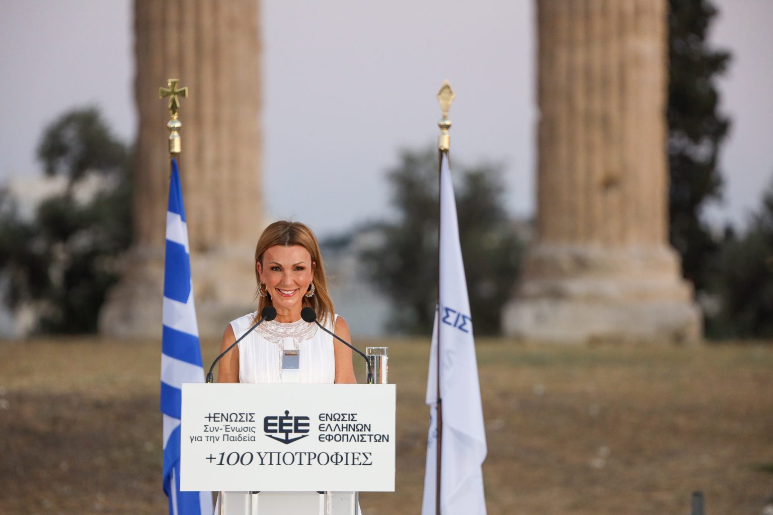 +100 υποτροφίες από την Ένωση Ελλήνων Εφοπλιστών για το ακαδημαϊκό έτος ...