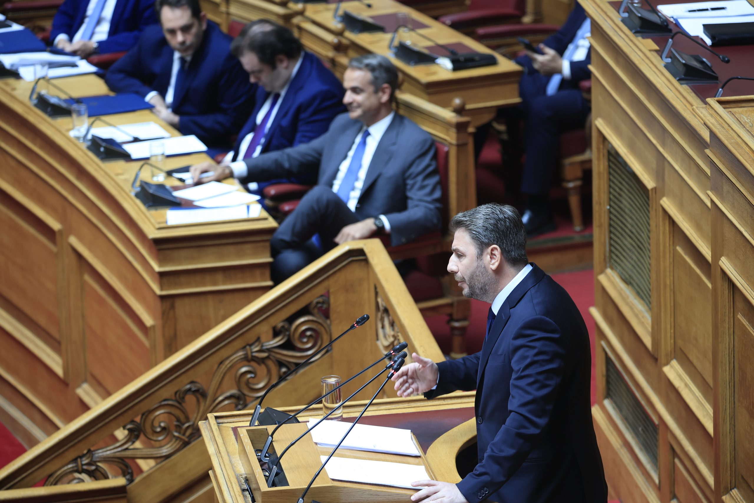 ΠΑΣΟΚ: Τροπολογία στη Βουλή για τις απευθείας αναθέσεις - ΤΑ ΝΕΑ