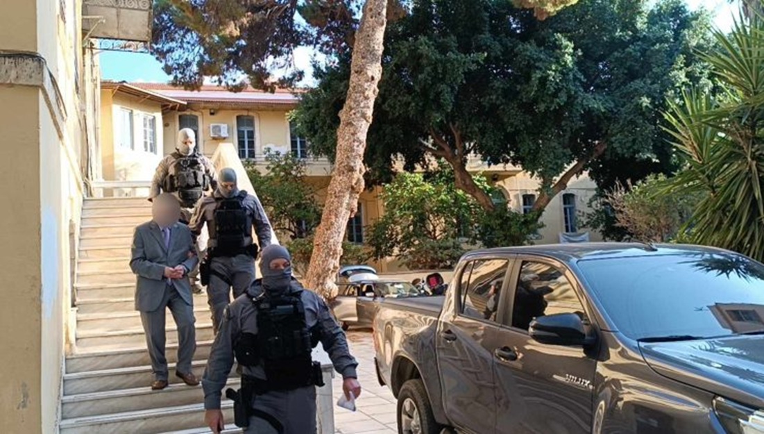Στη φυλακή ο 63χρονος γιατρός κατασκήνωσης στα Χανιά που κατηγορείται ...