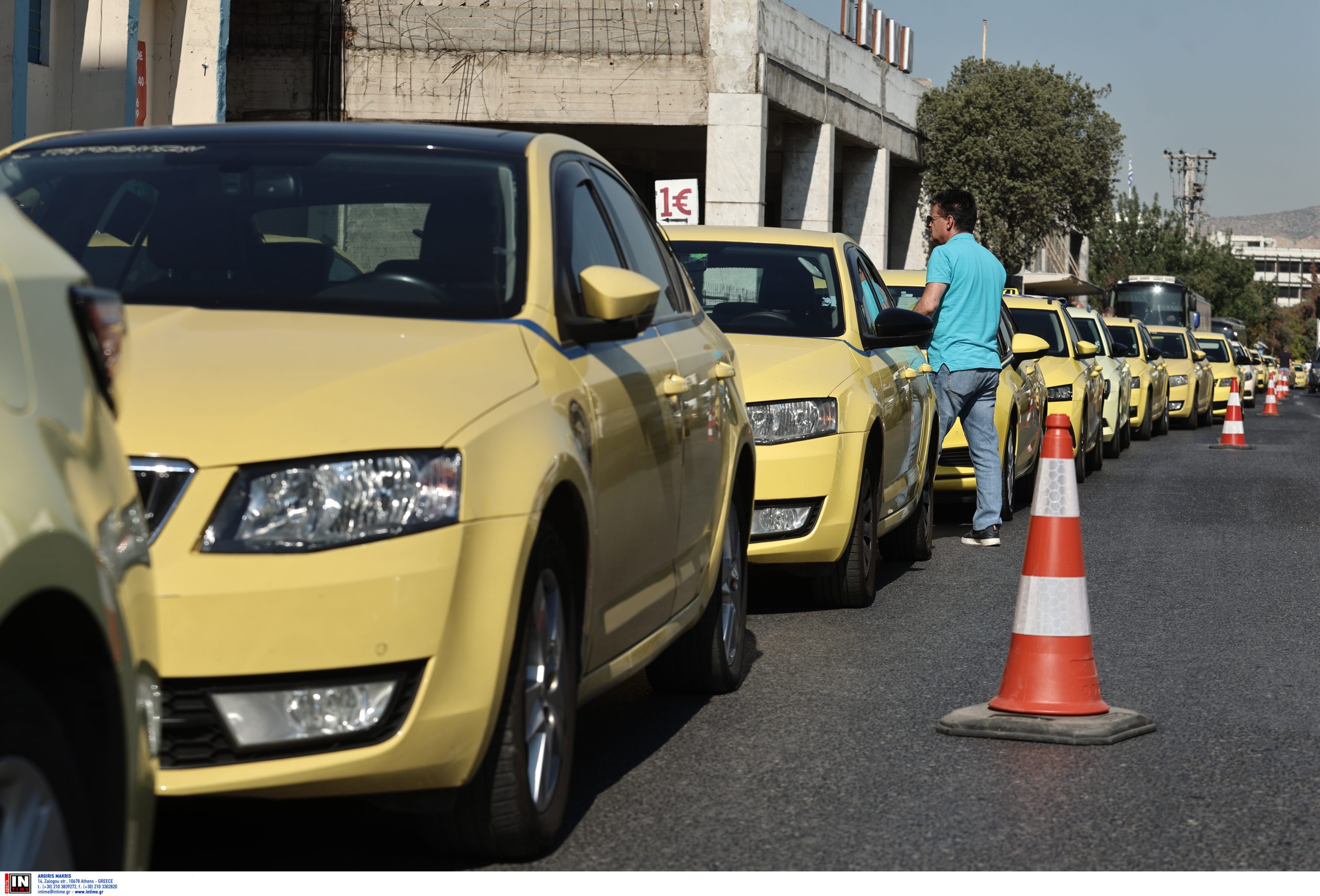Τέλος στη 48ωρη απεργία των ταξί – Κανονικά αύριο στους δρόμους - ΤΑ ΝΕΑ