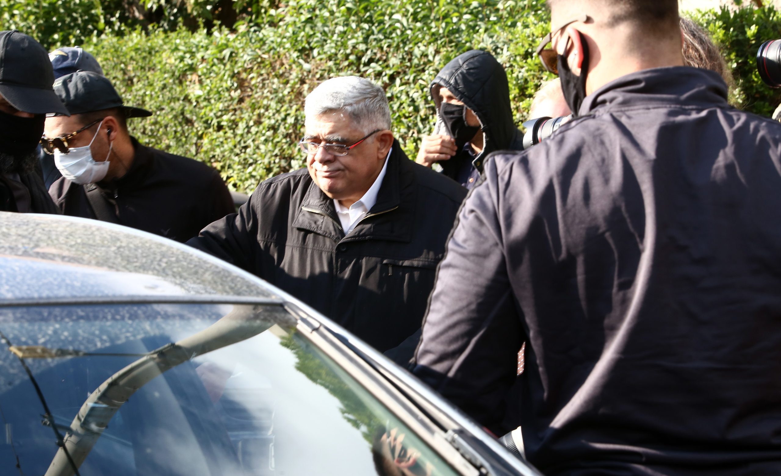 Δολοφονία Παύλου Φύσσα: Οργή για την αποφυλάκιση του Νίκου Μιχαλολιάκου ...