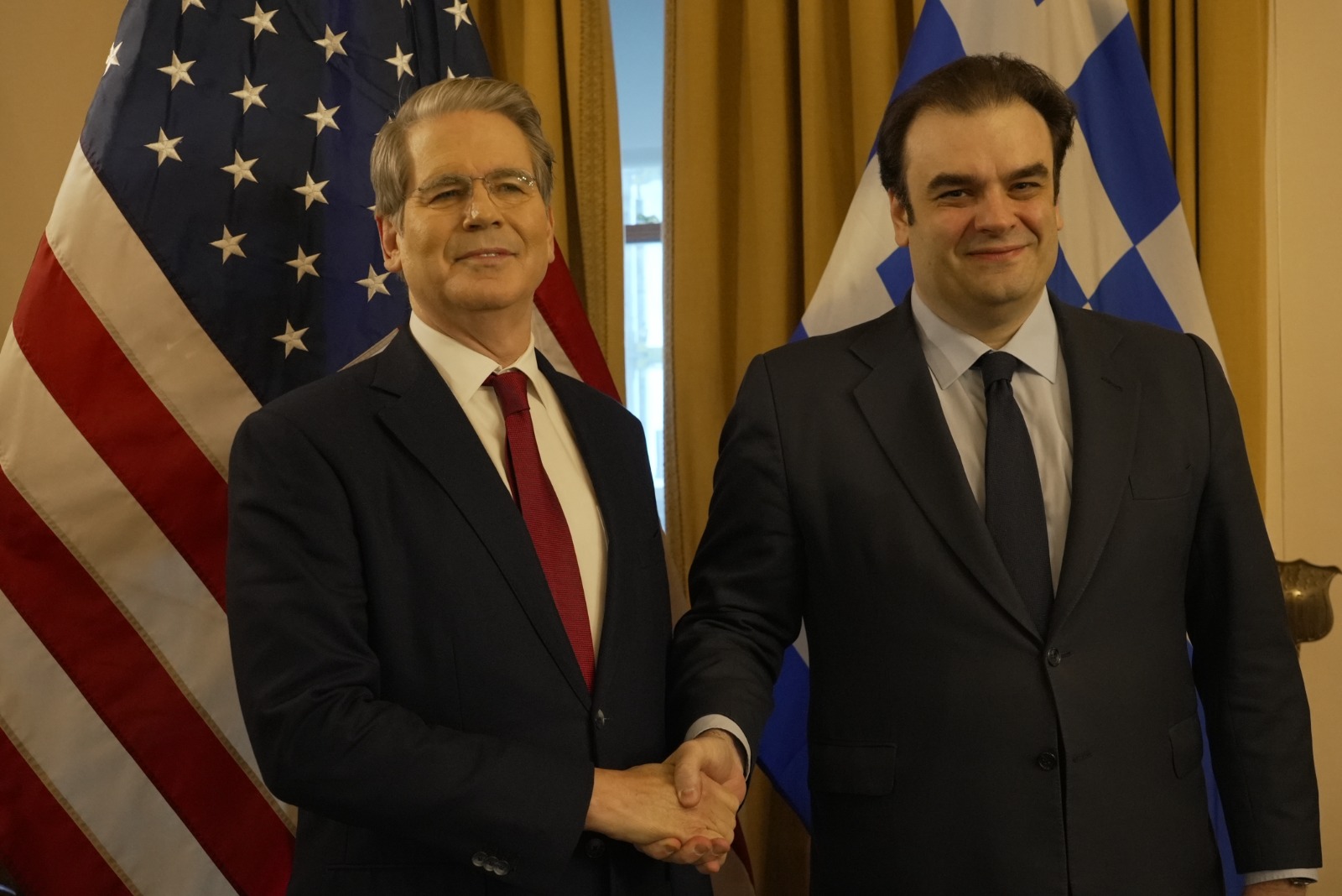 Συνάντηση Αμερικανού υπουργού Οικονομικών Σκοτ Μπέσεντ με τον Κυριάκο ...