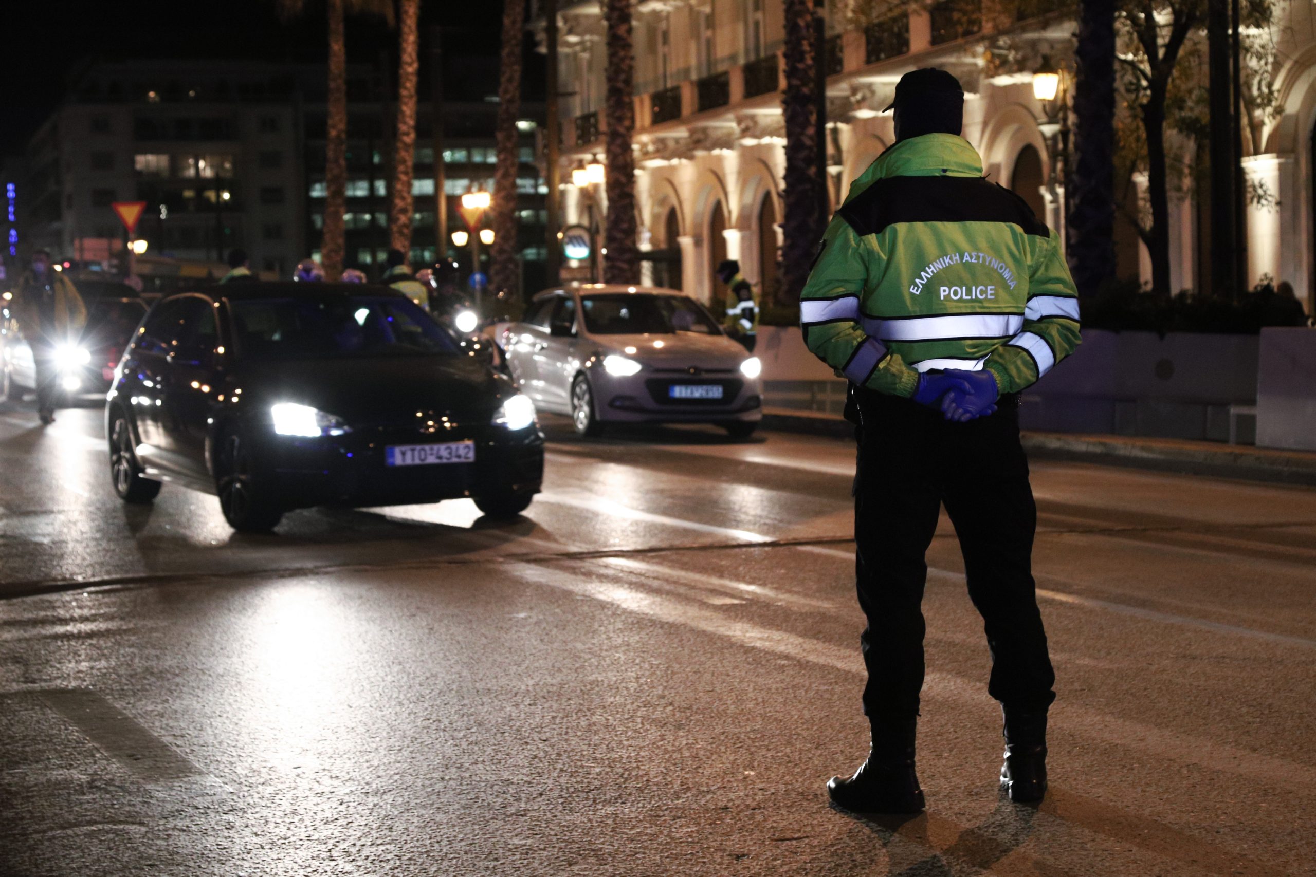 Γνωστή δημοσιογράφος συνελήφθη σε «μπλόκο» για αλκοτέστ - Έβρισε και ...