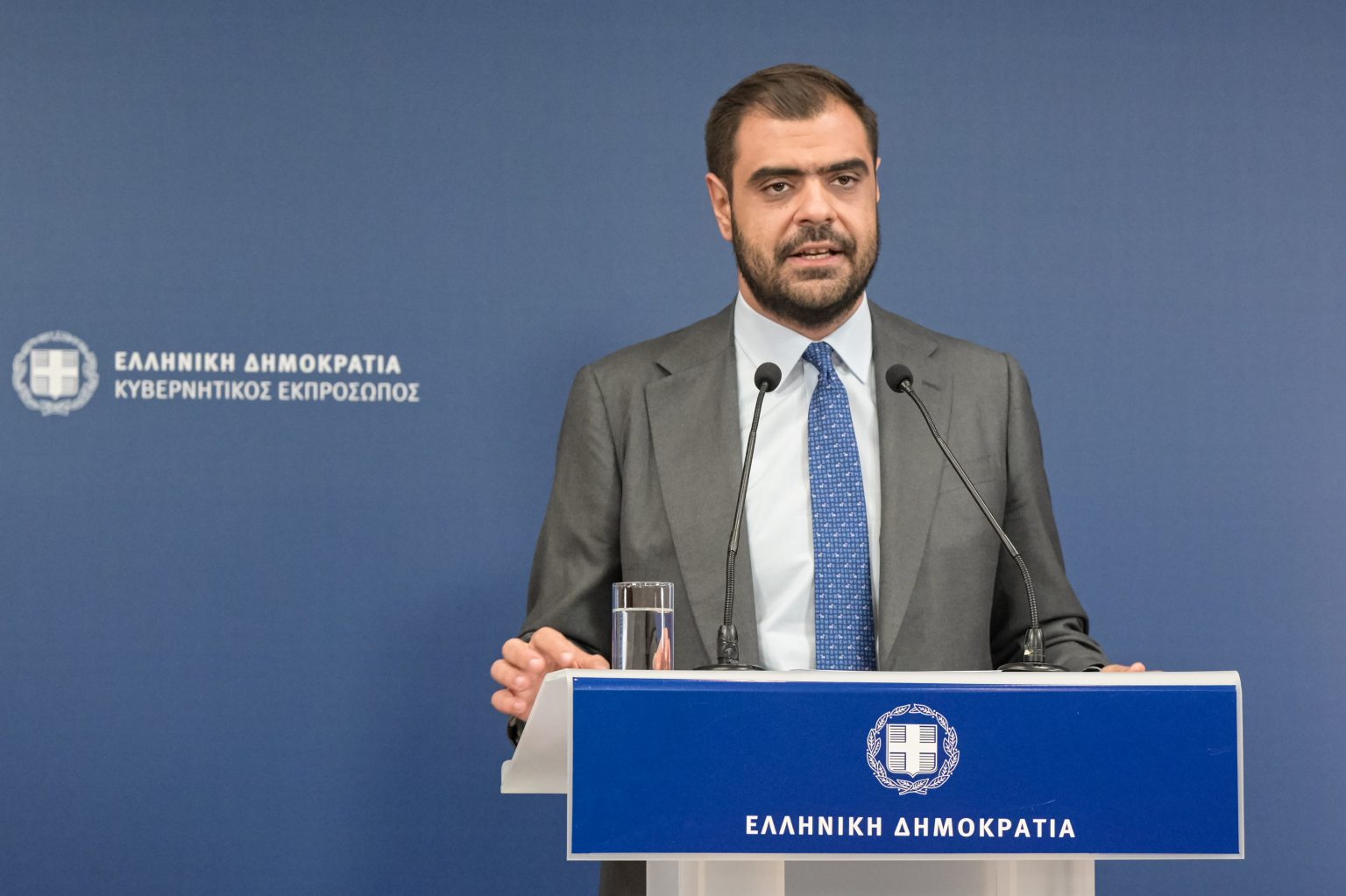 Αναστασία Χατζηδάκη: Το ΠΑΣΟΚ αποφάσισε την αναστολή της κομματικής της ...