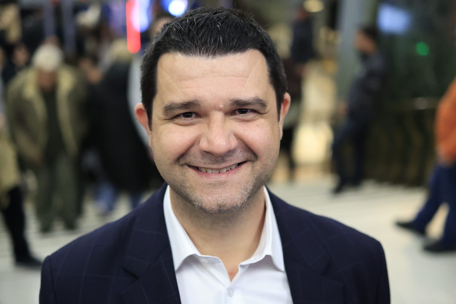 Παρουσίαση «Ιθάκης» του Αλέξη Τσίπρα στο Παλλάς: Ποιοι έδωσαν το «παρών ...
