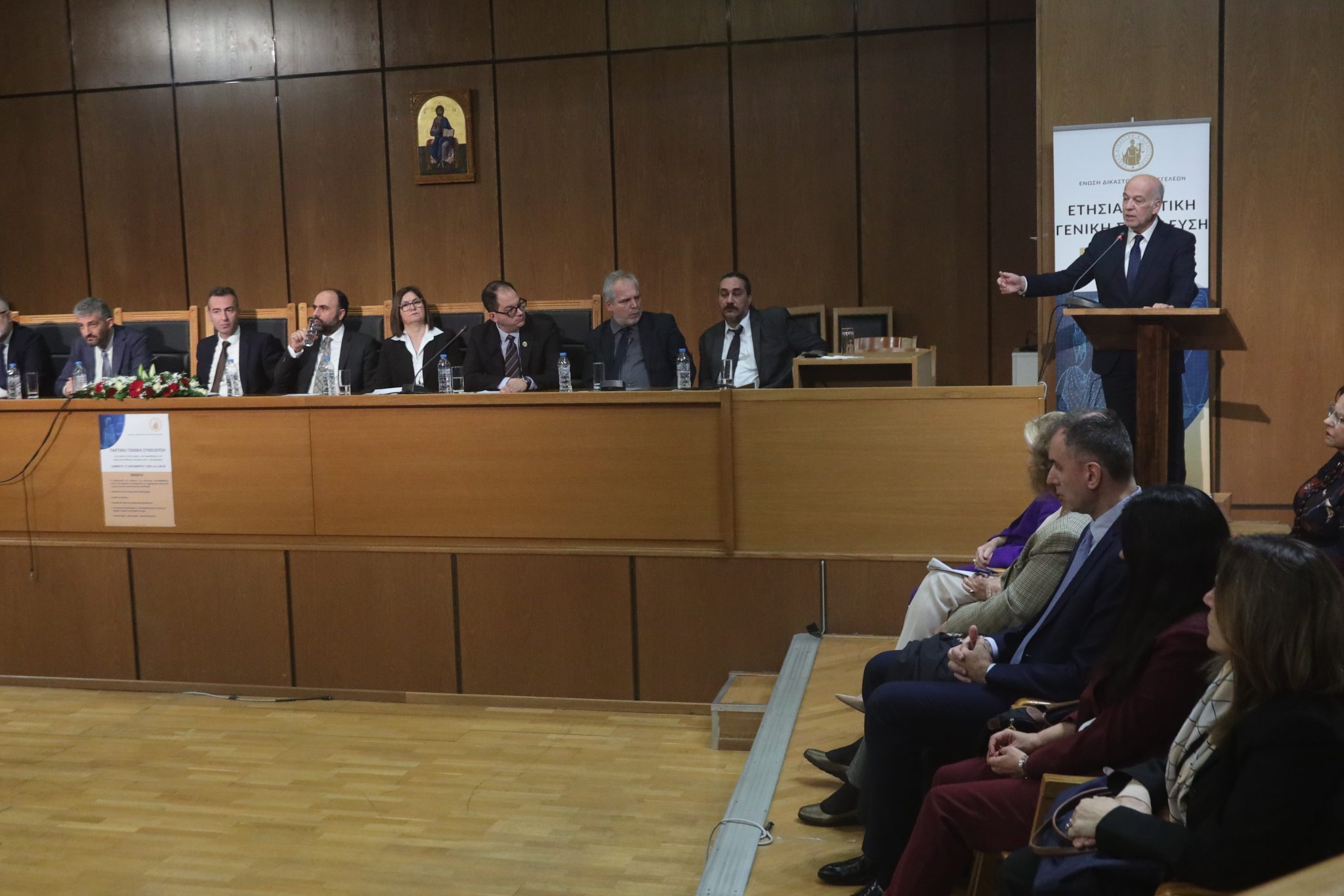 «Βόμβες» από την Ενωση Δικαστών και Εισαγγελέων: Καταγγέλλουν ...
