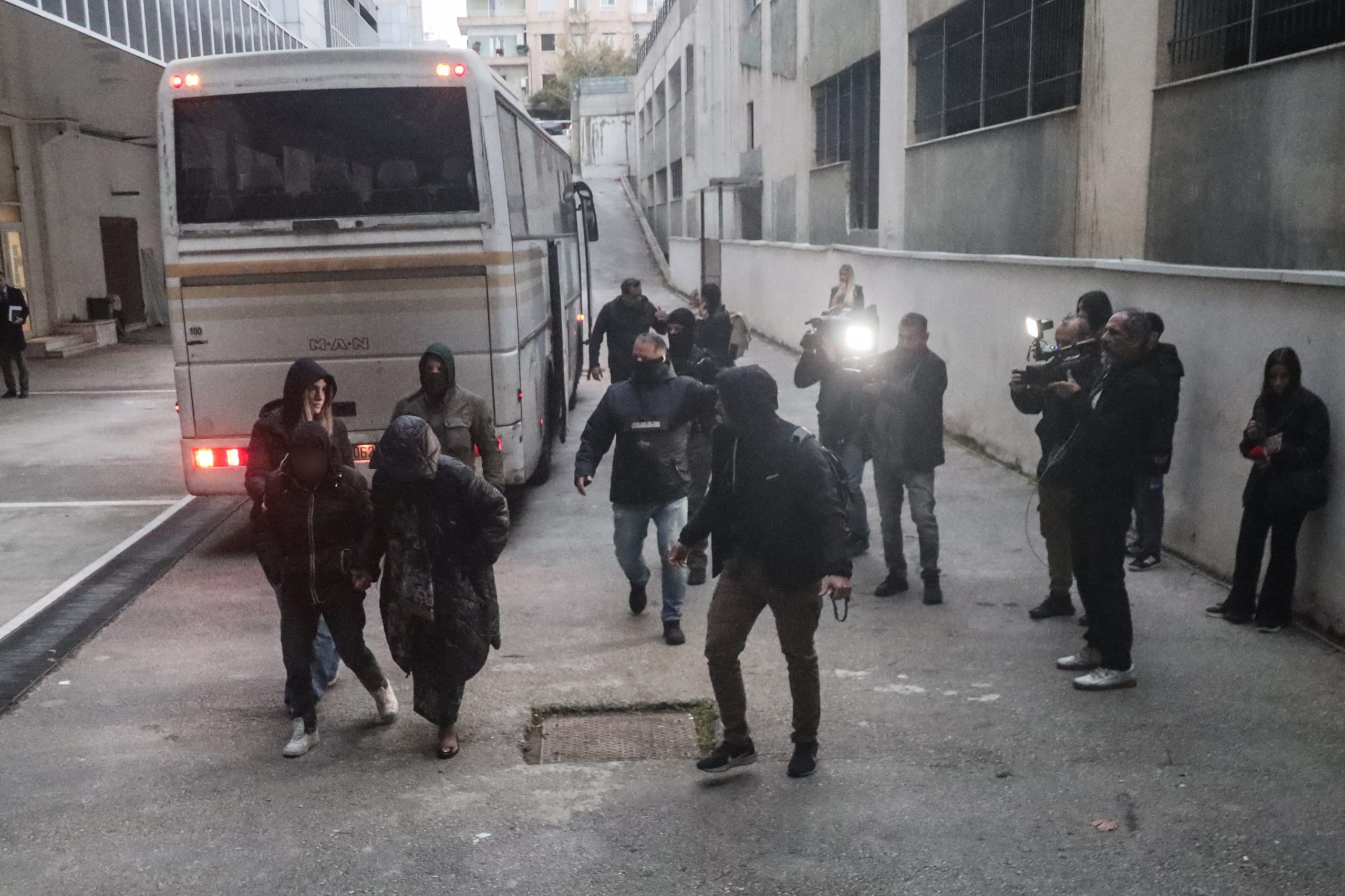 ΟΠΕΚΕΠΕ: Ποινική δίωξη σε βάρος 16 συλληφθέντων από την Κρήτη - Τα ...