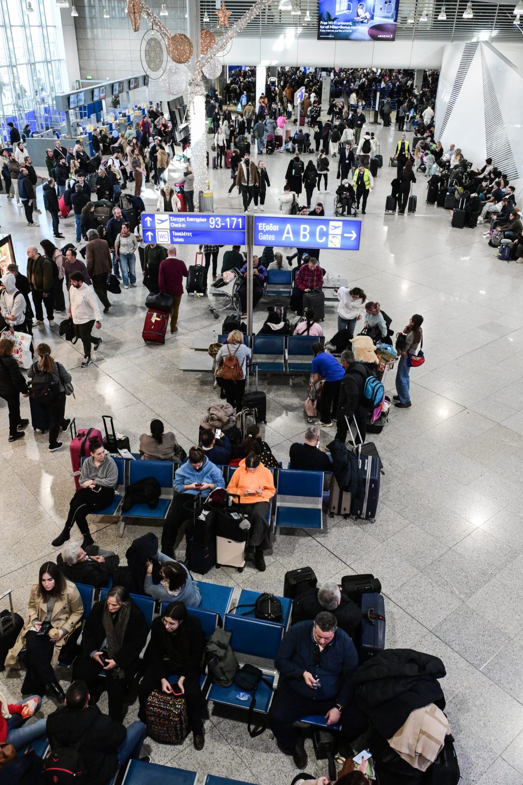 Παρεμβολές στις ραδιοσυχνότητες προκάλεσαν το μπλακ άουτ στα αεροδρόμια ...