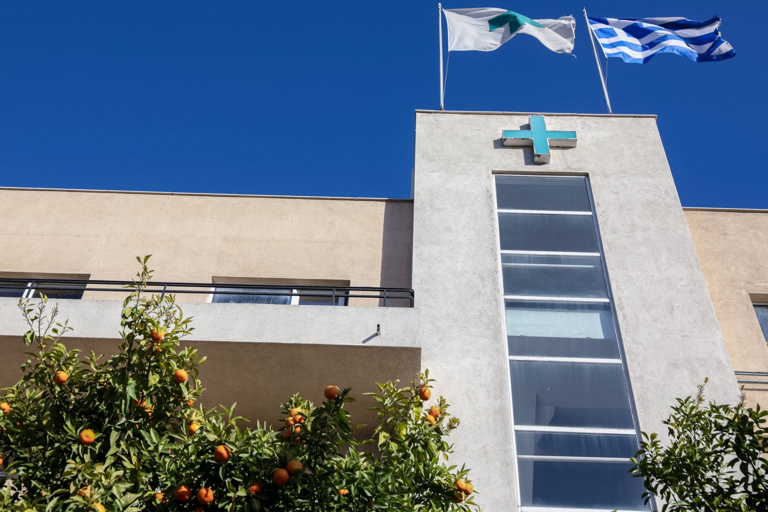 Μίκης Θεοδωράκης – Μου λείπουν οι γονείς και ο αδελφός μου, γι΄ αυτό ...