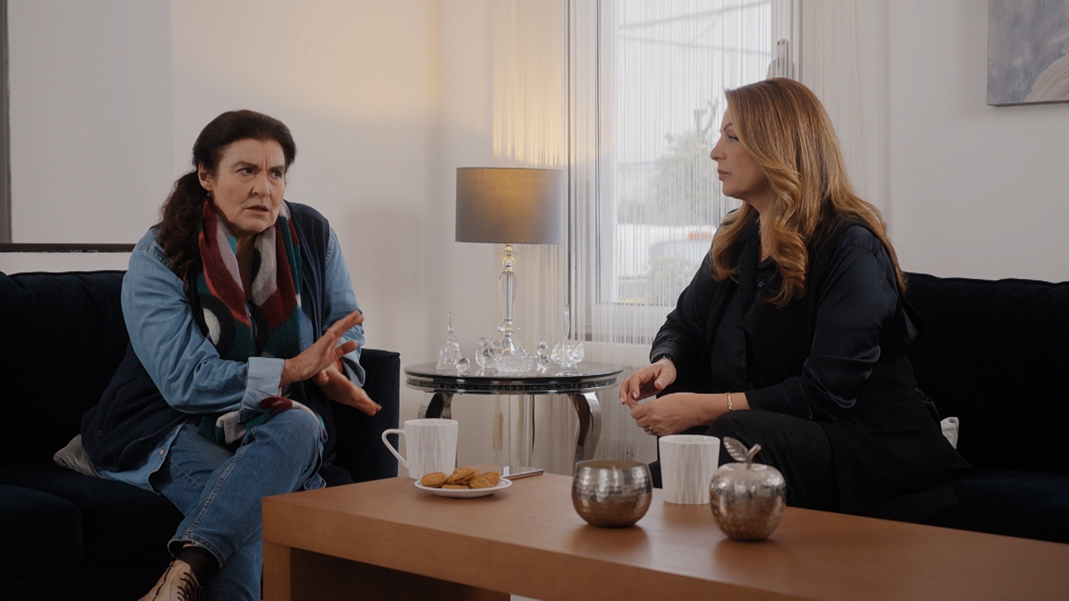 «Η Γη της Ελιάς»: Tα μυστικά βαραίνουν, οι απειλές κλιμακώνονται - Τι ...