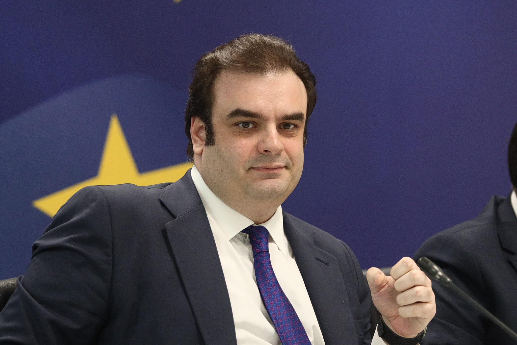 «Νταντάδες της Γειτονιάς»: Πληρώνεται (επιτέλους) και η γιαγιά - Το ...